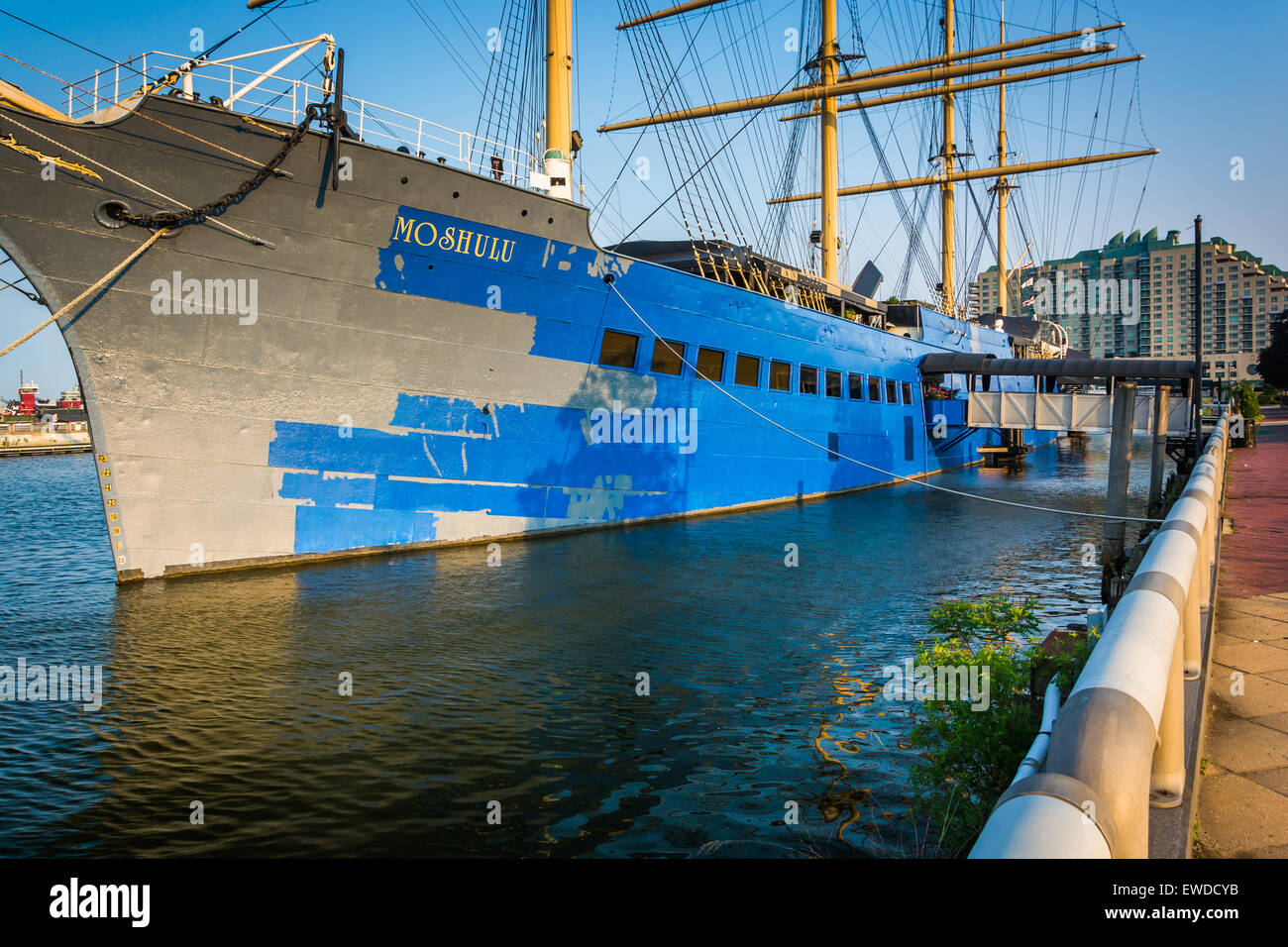 Ship docked on Delaware River, in Philadelphia, Pennsylvania Stock ...