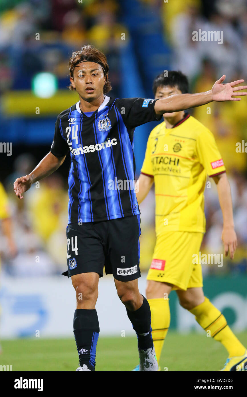 Kashiwa Hitachi Stadium, Chiba, Japan. 23rd June, 2015. Shingo Akamine ...