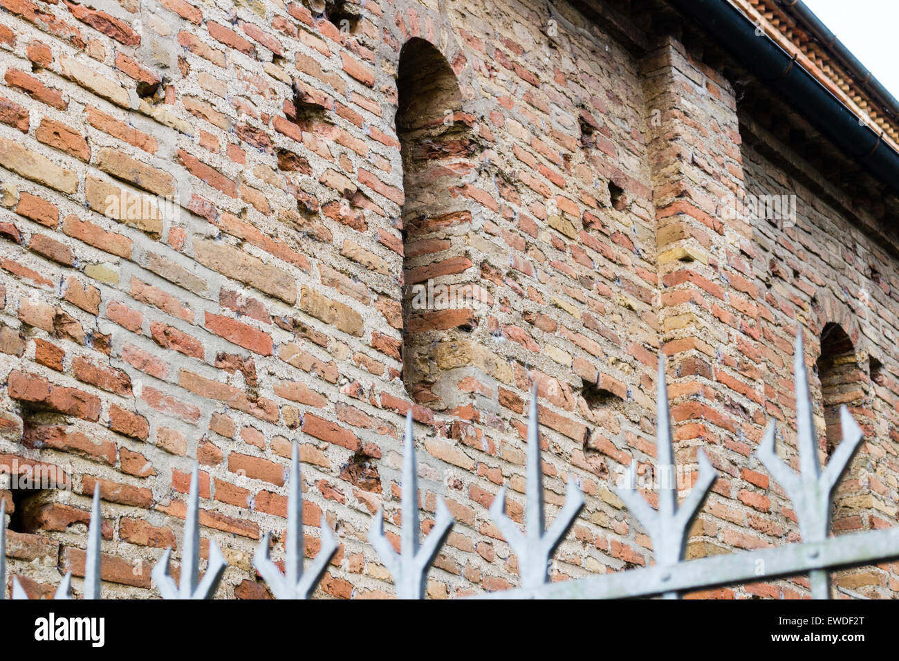 Spikes architecture hi-res stock photography and images - Alamy