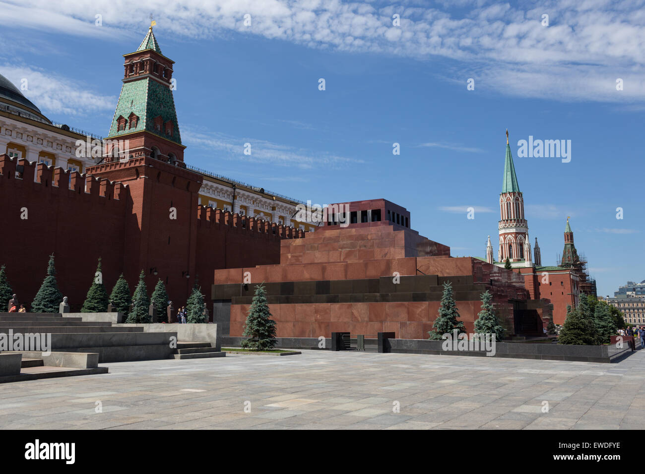 Lenin's Tomb, in front of the Kremlin wall in Red Square, Moscow ...