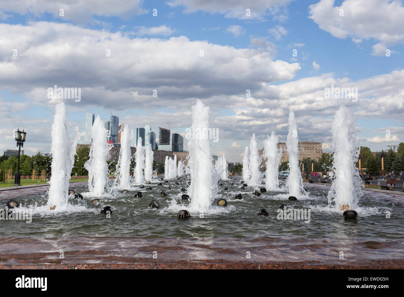 Fountains in Victory Park, Moscow, Russia Stock Photo - Alamy