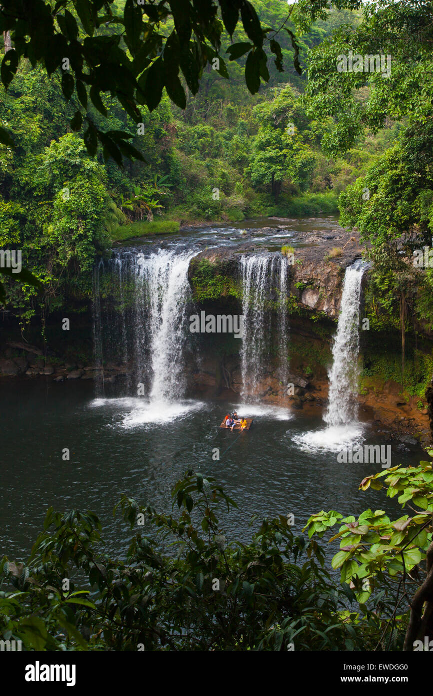 The CHAMPEE WATERFALL is located on the BOLAVEN PLATEAU near PAKSE ...