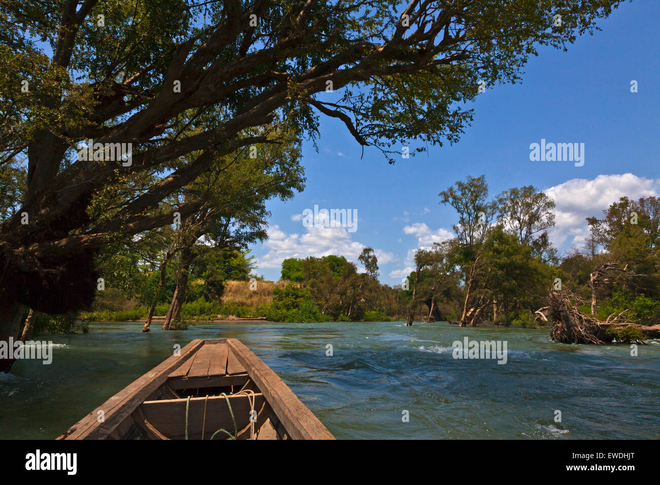 Boat ride on the MEKONG RIVER in the 4 Thousand Islands Area (Si Phan ...