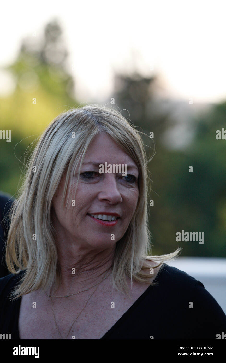 KIM GORDON performs with her band Body/Head in Athens. Benaki Museum ...