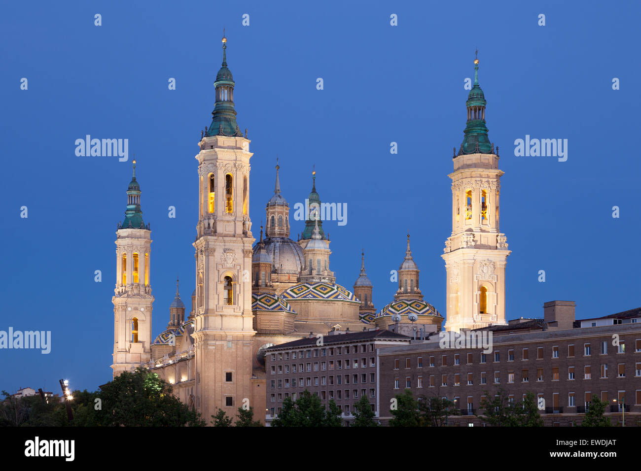 Zaragoza cathedral hi-res stock photography and images - Alamy