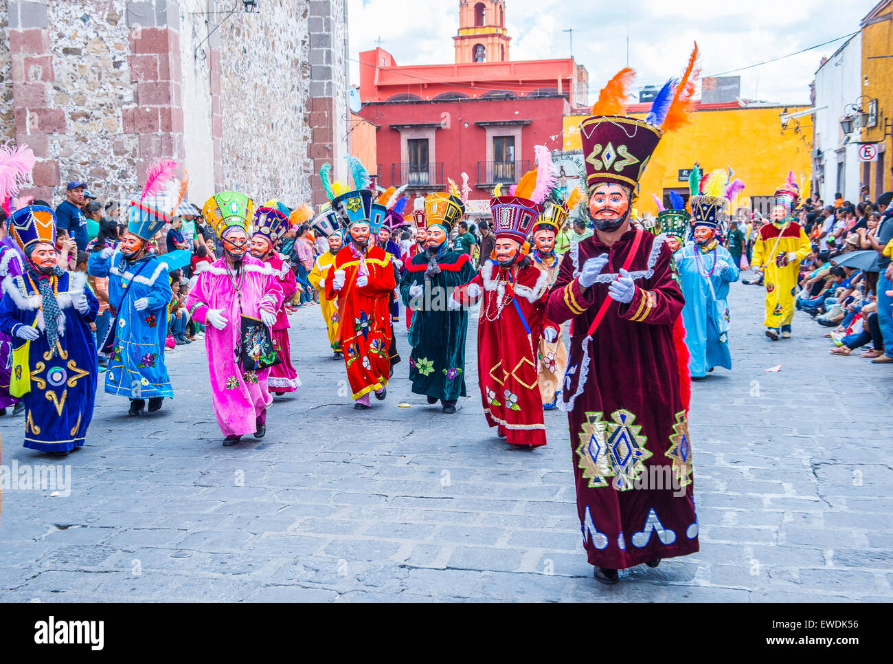 Chinelos dance mexico hi-res stock photography and images - Alamy