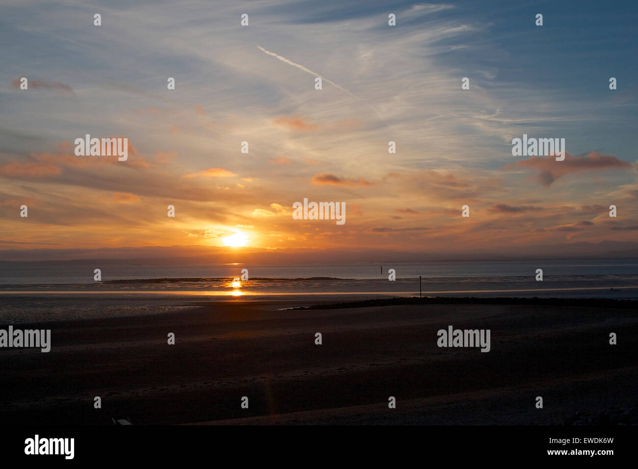 Morecambe bay sunset hi-res stock photography and images - Alamy
