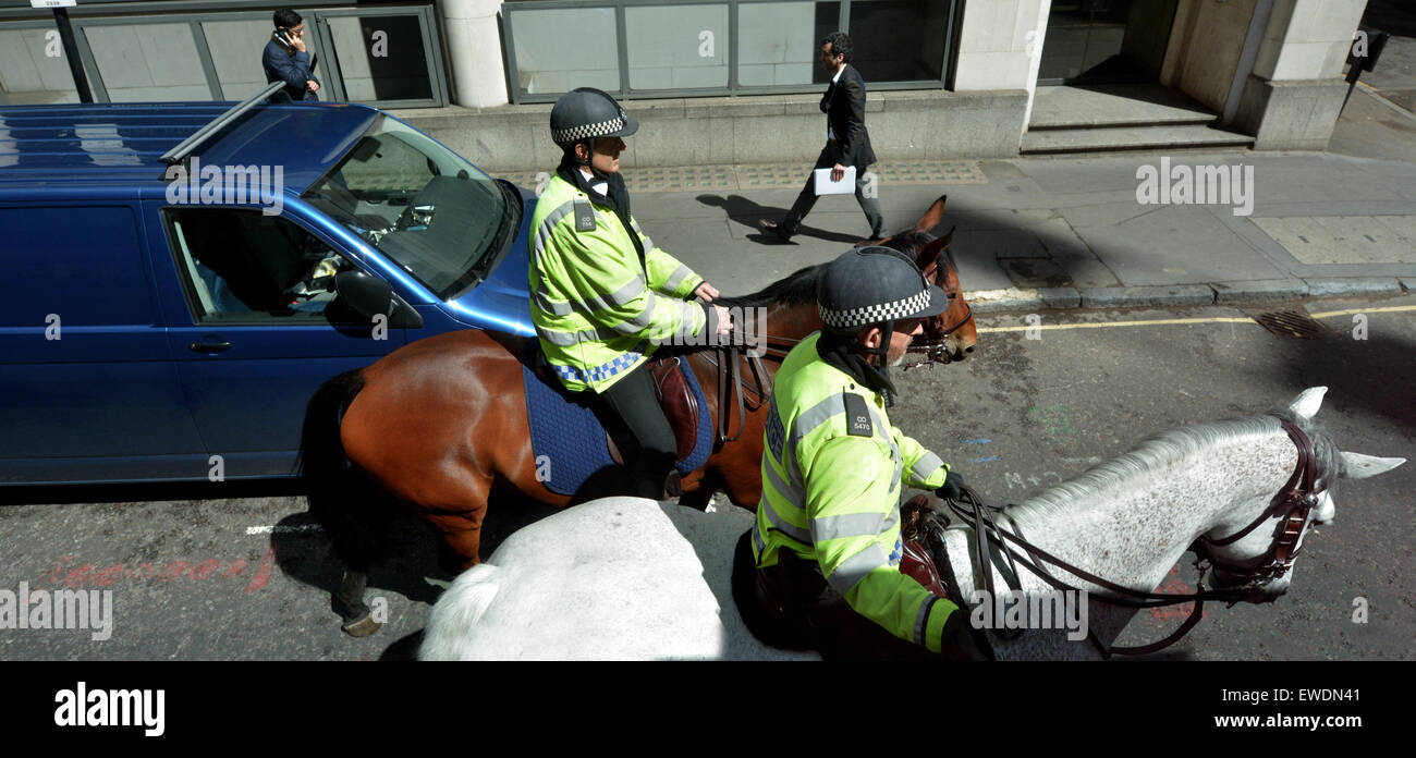 London England Uk Mounted Police Stock Photos & London England Uk ...