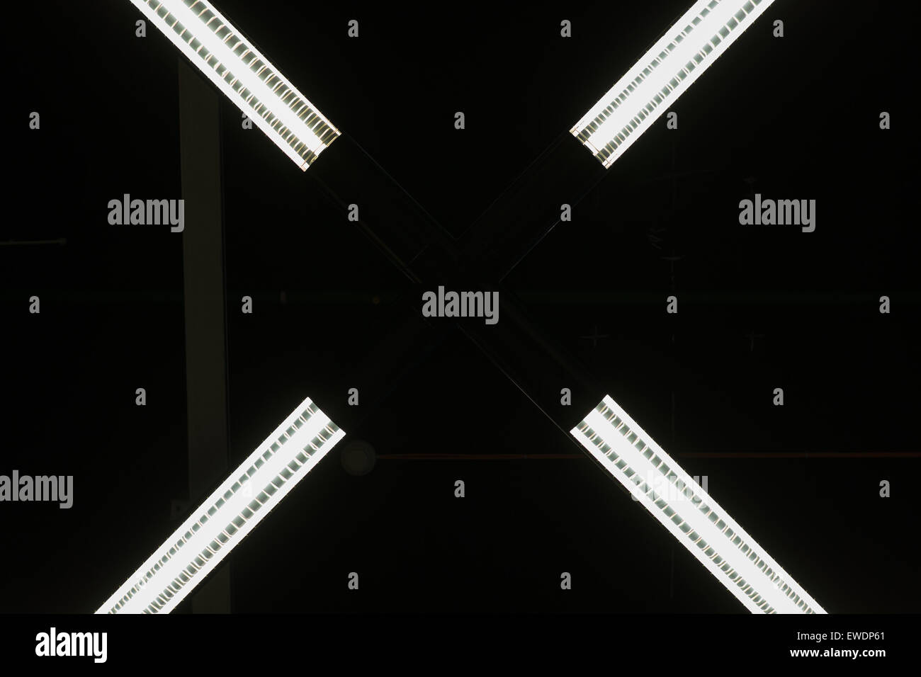 Overhead lighting hi-res stock photography and images - Alamy