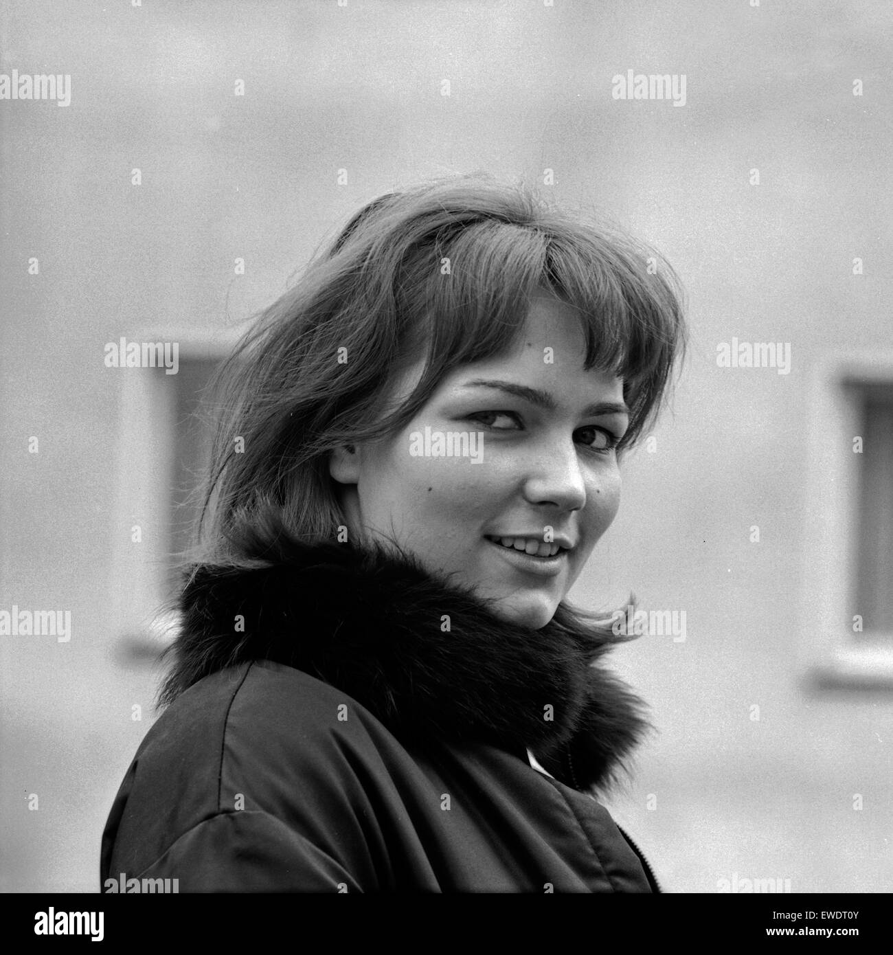 Deutsche Schauspielerin Monika Schütze, Deutschland 1960er Jahre ...