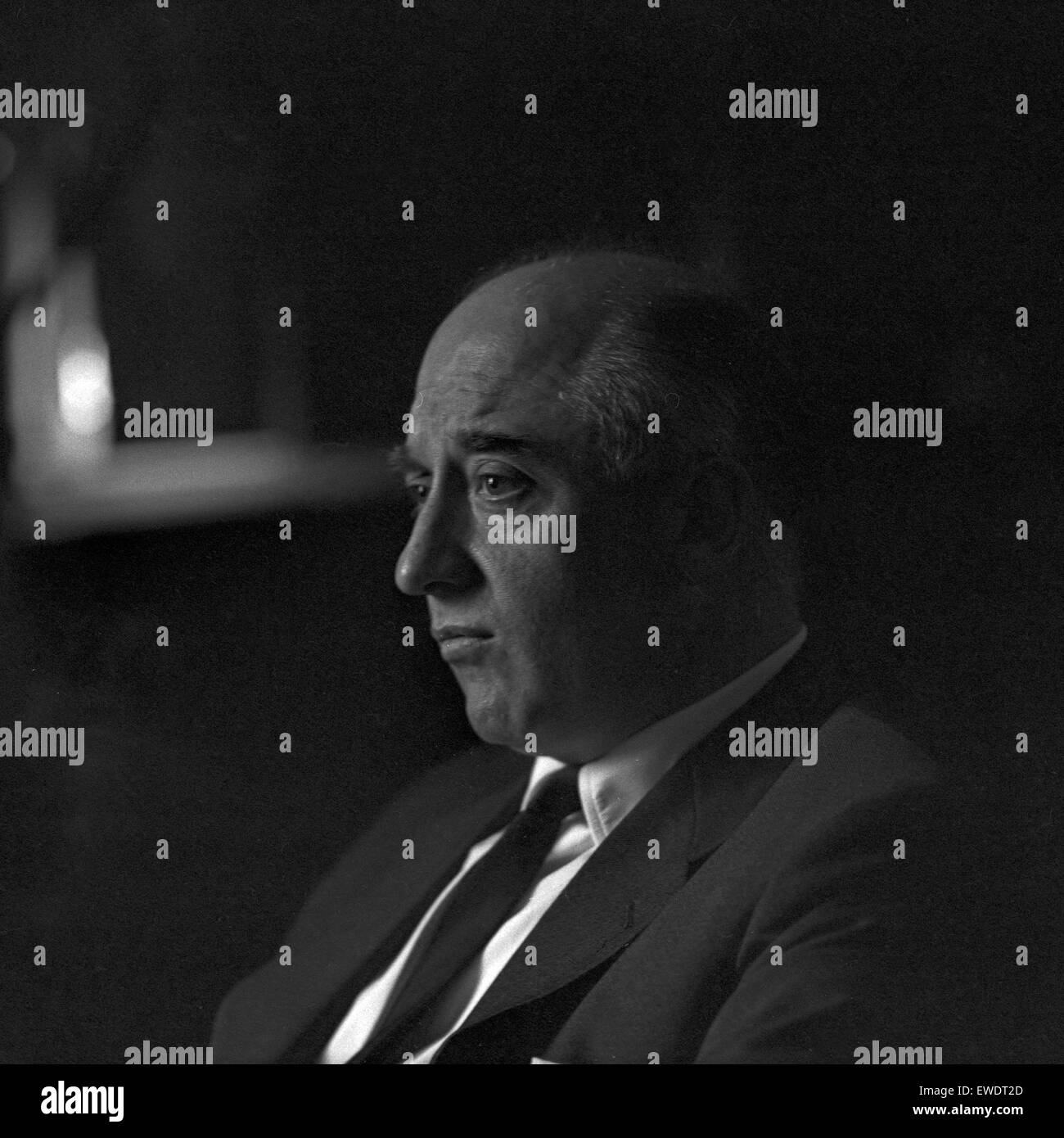 Deutscher Journalist Hans Bluhm, Deutschland 1960er Jahre. German ...