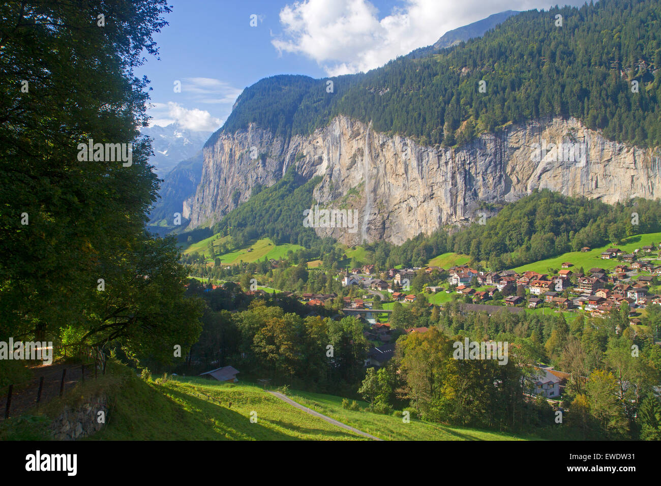Lauterbrunnen and Staubbach Falls Stock Photo - Alamy