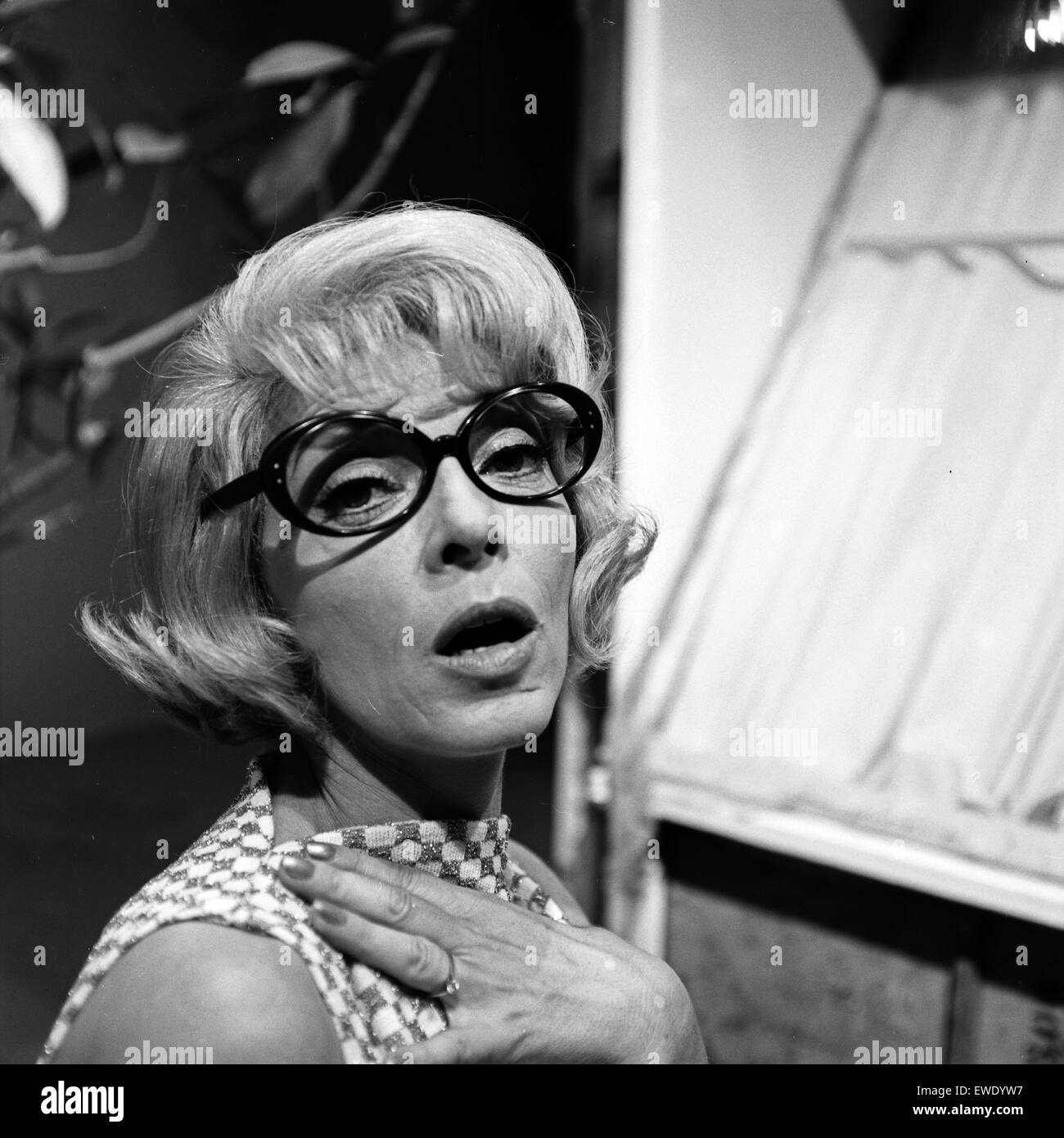 Tänzerin Maria Litto, Deutschland 1960er Jahre. Dancer Maria Litto ...