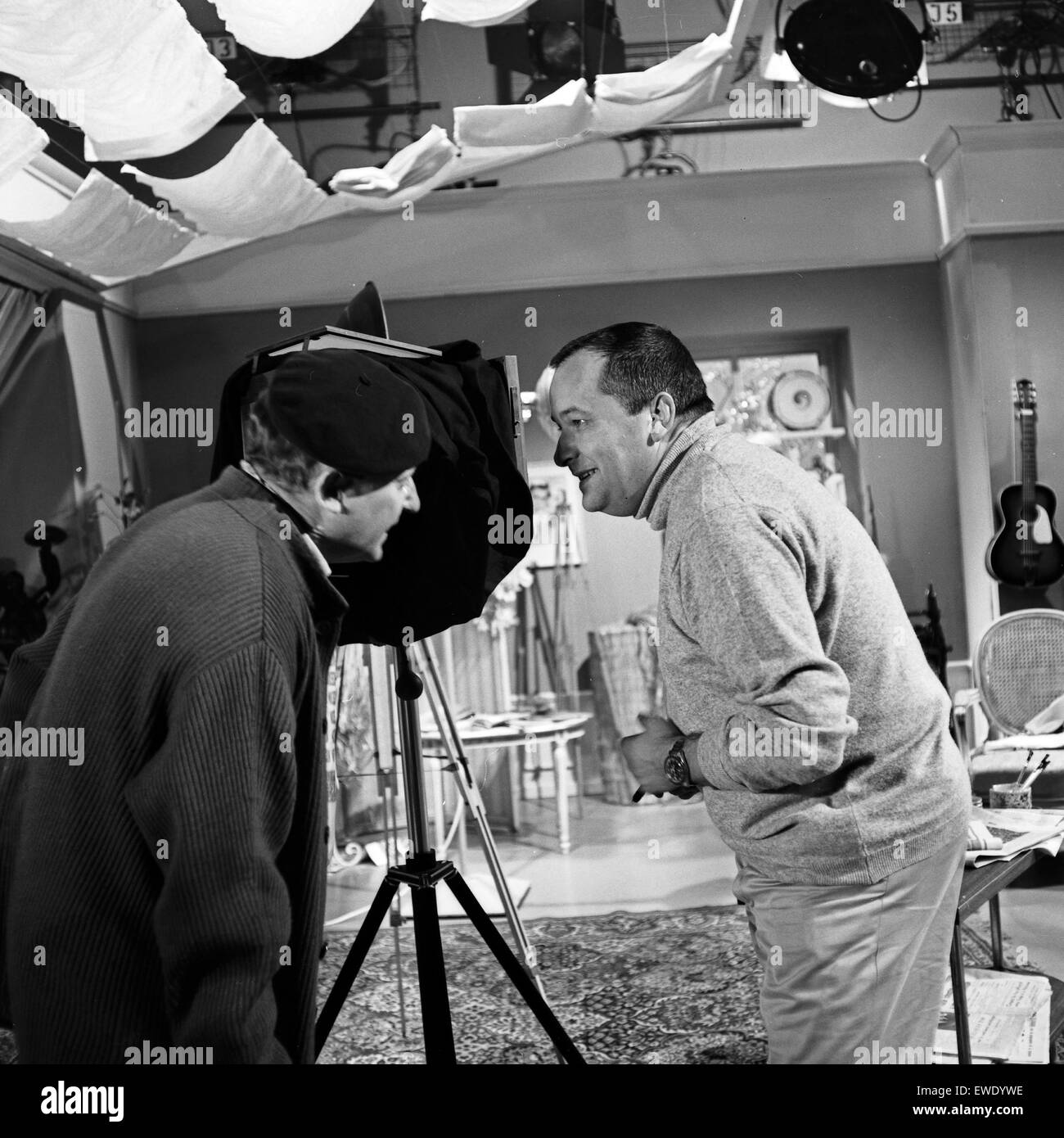 Deutscher Schlagersänger, Produzent und Komponist Ronny (rechts ...