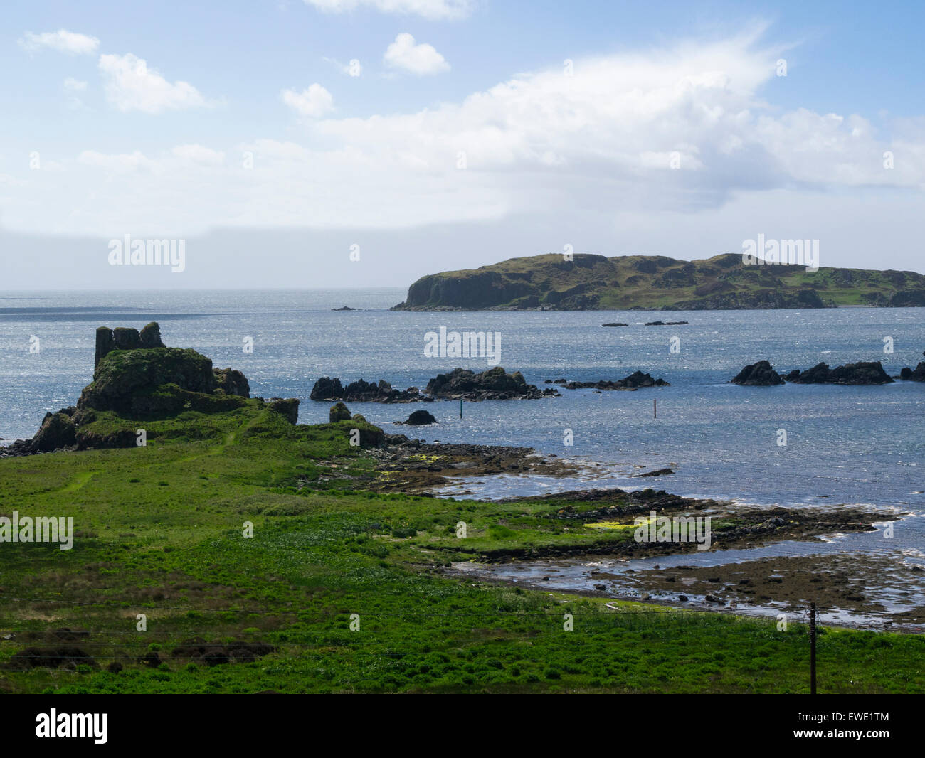 Lagavulin bay isle of islay hi-res stock photography and images - Alamy