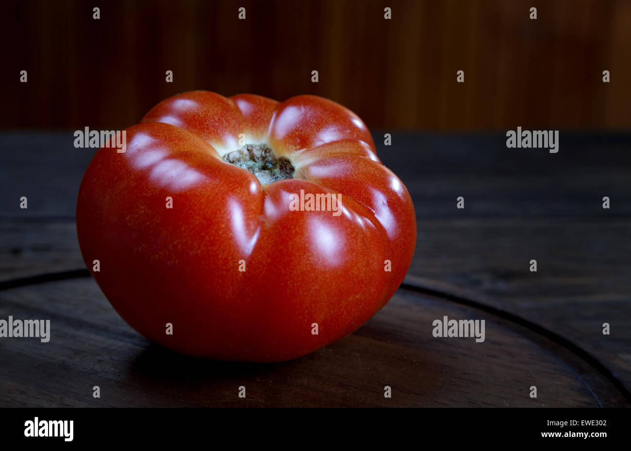 Rustic tomato hi-res stock photography and images - Alamy