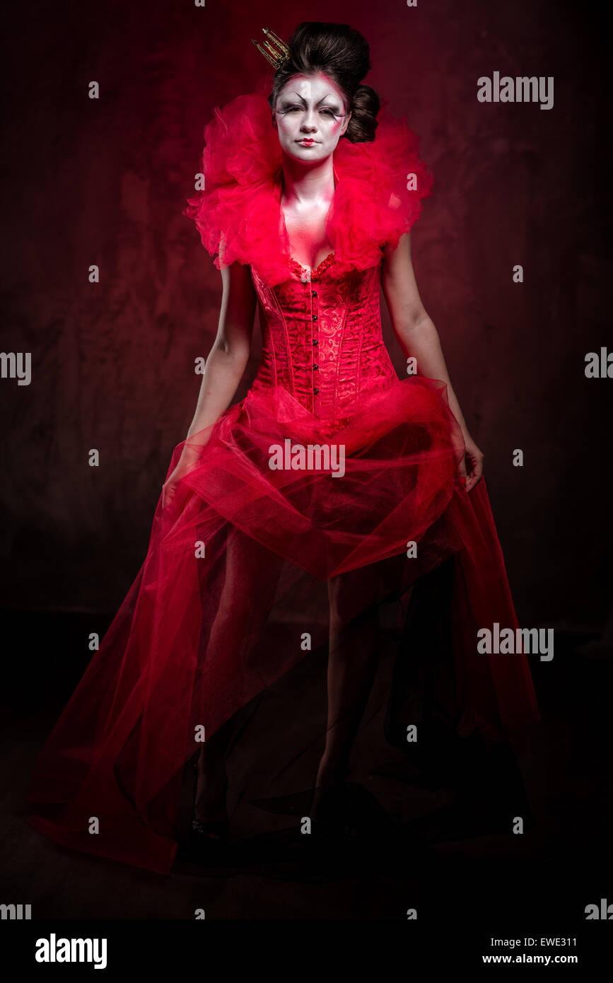 Posing as queen crown hi-res stock photography and images - Alamy