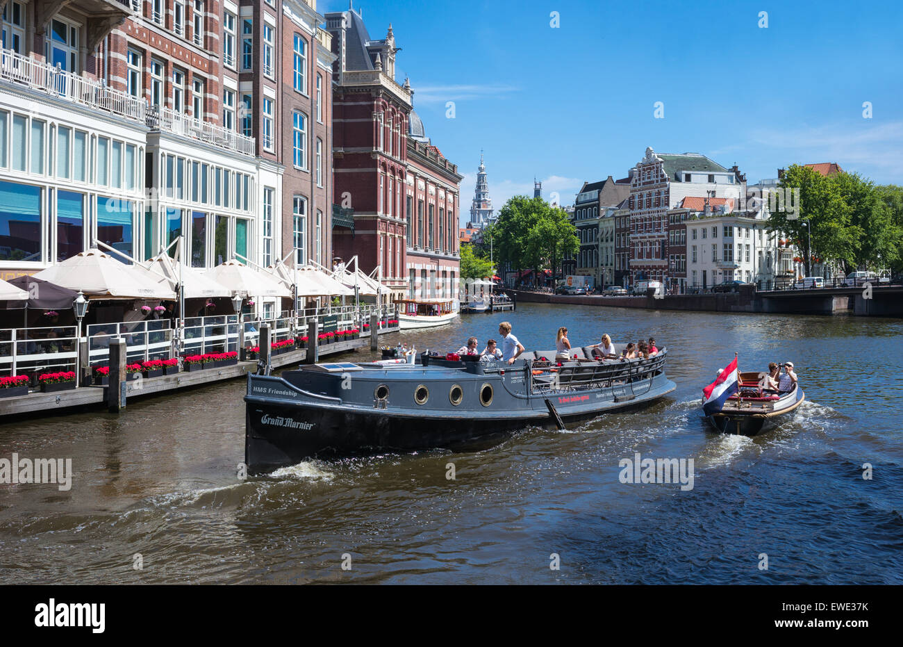 Amsterdam, view of the canal from the Munt Plein Amstel Stock Photo - Alamy