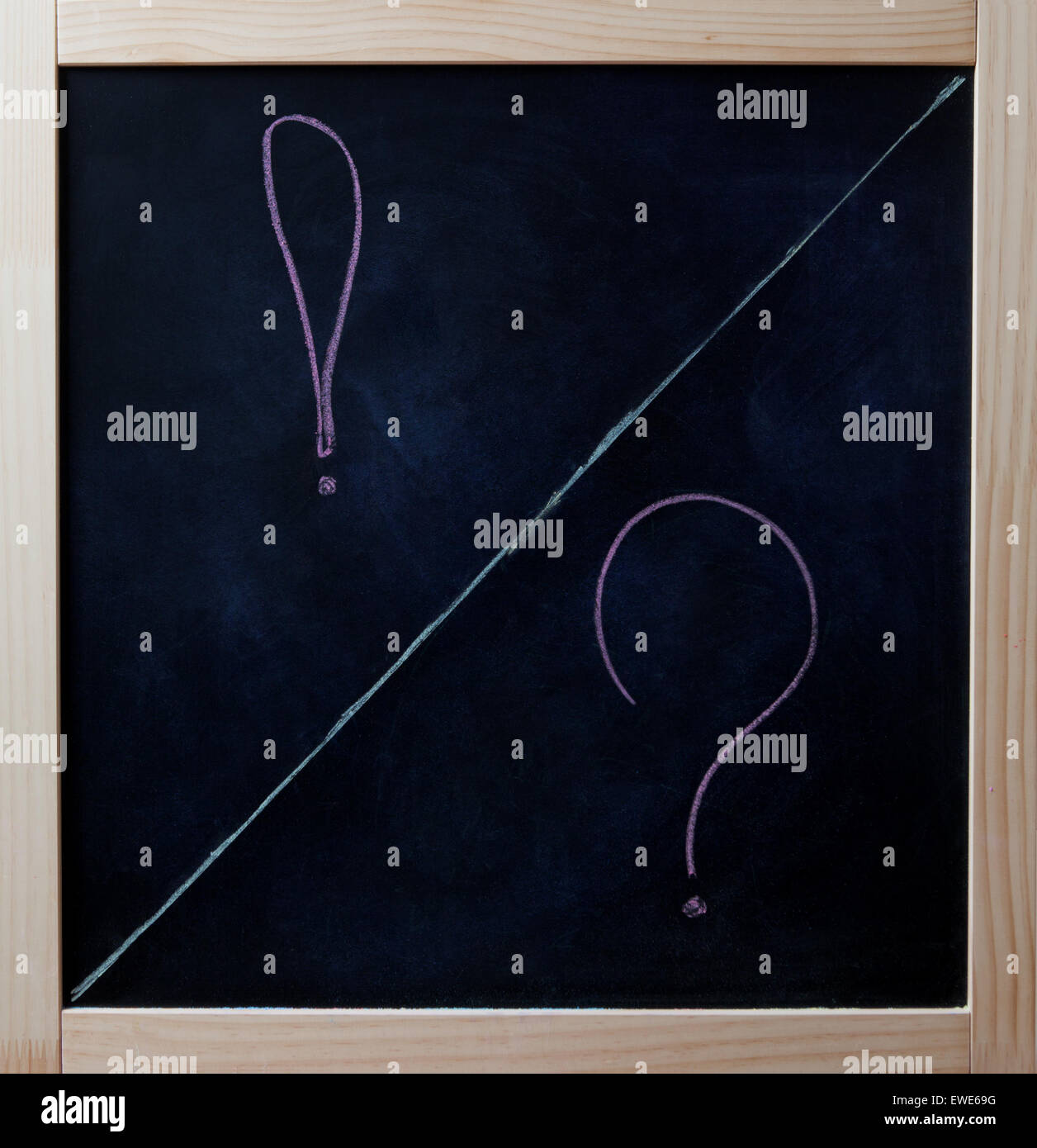 Exclamation mark and question mark hi-res stock photography and images ...