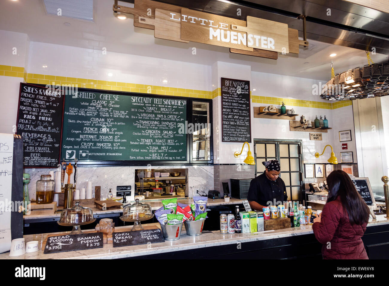 New york battery place market hi-res stock photography and images - Alamy