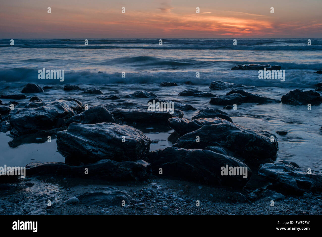 Dark coastal rocks hi-res stock photography and images - Alamy