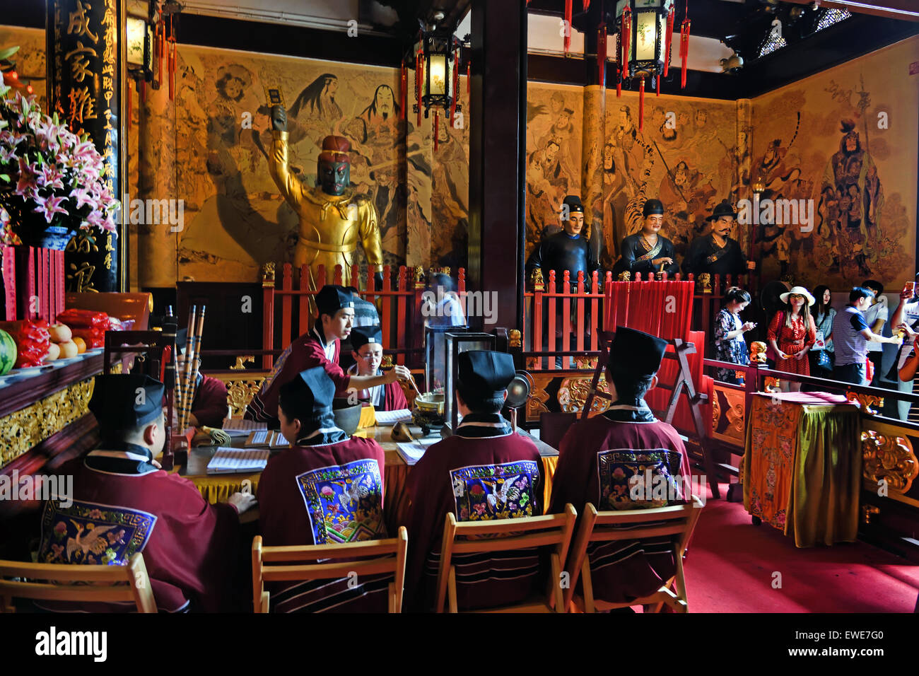 Chenghuang Miao Temple, the City God Temple , near Yuyuan Garden ...