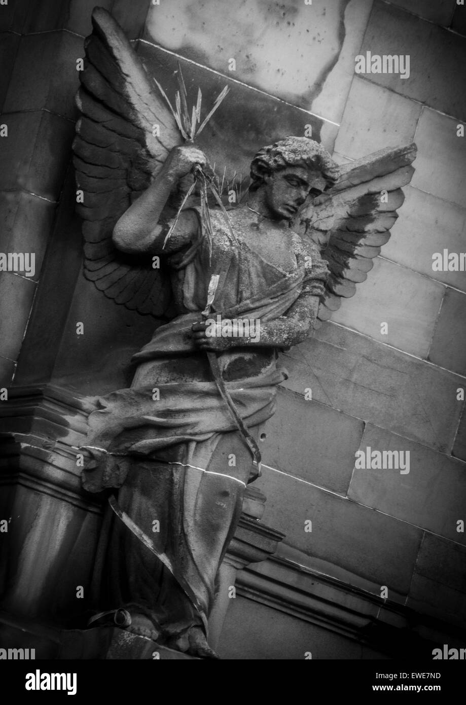 statue at dundee Stock Photo - Alamy