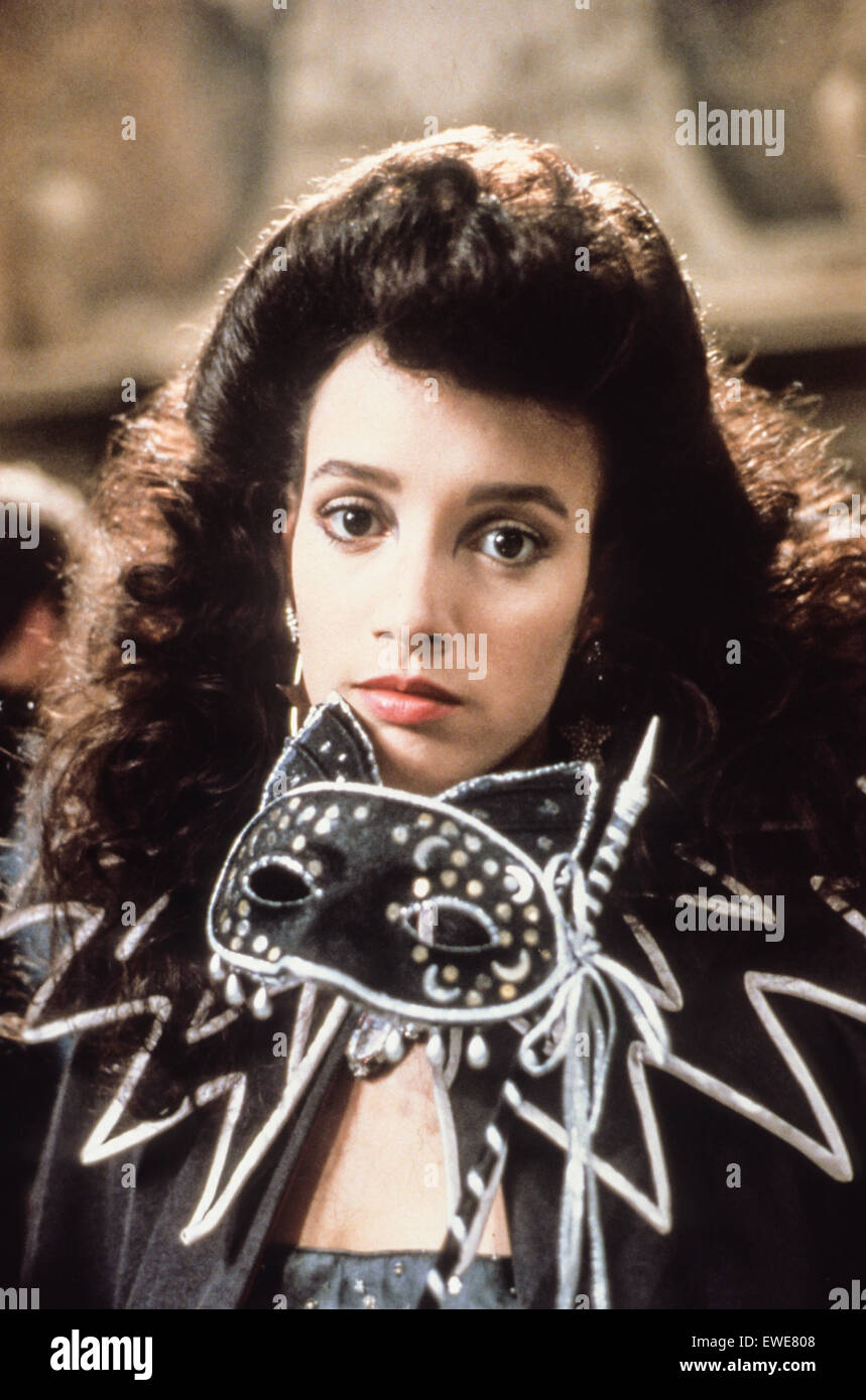 Jennifer beals 1985 hi-res stock photography and images - Alamy