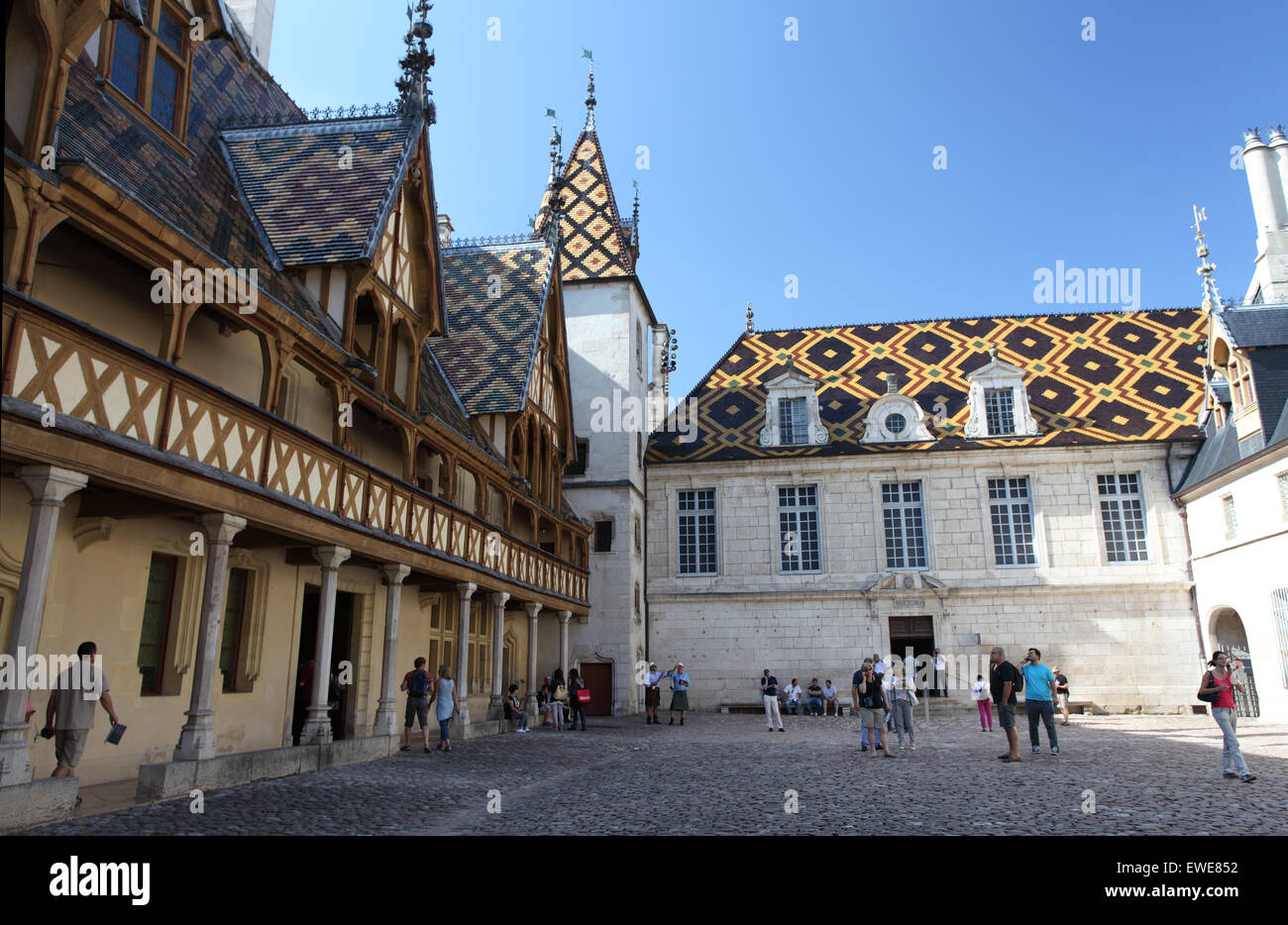 Hospices de Beaune, l'Hotel-Dieu founded by Nicolas Rolin and his wife ...