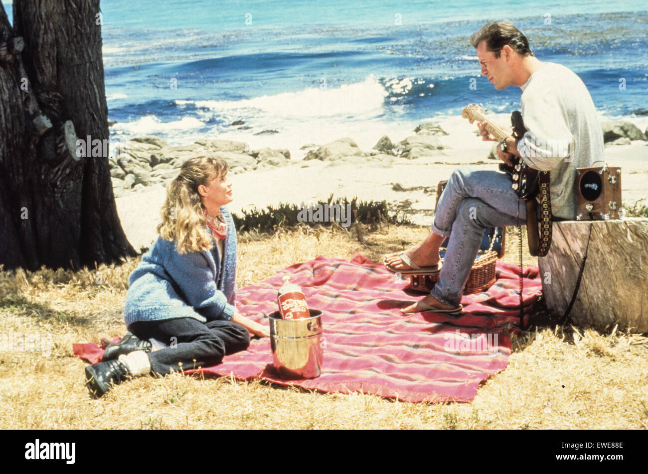 Blind date 1987 kim basinger hi-res stock photography and images - Alamy