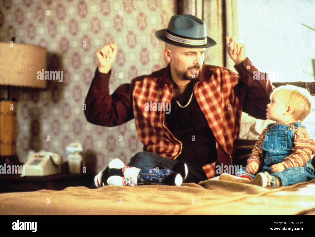 Babys day out 1994 joe pantoliano hi-res stock photography and images ...