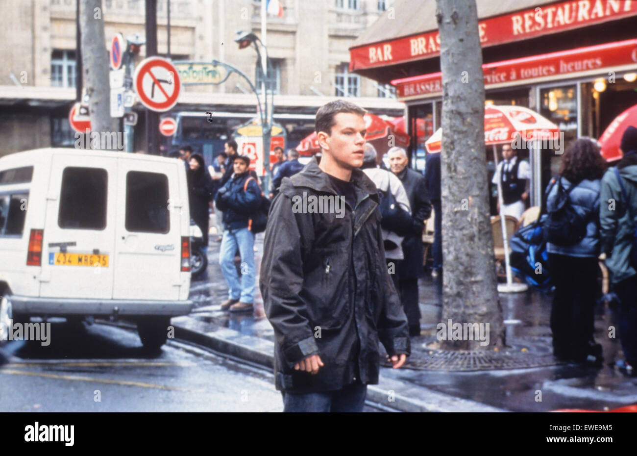 Matt damon bourne identity 2002 hi-res stock photography and images - Alamy