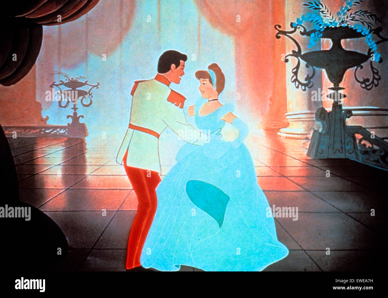 Cinderella 1950 hi-res stock photography and images - Alamy