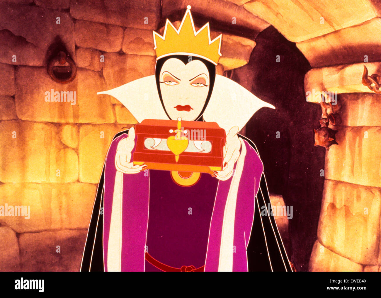 Snow white and the seven dwarfs 1937 hi-res stock photography and ...