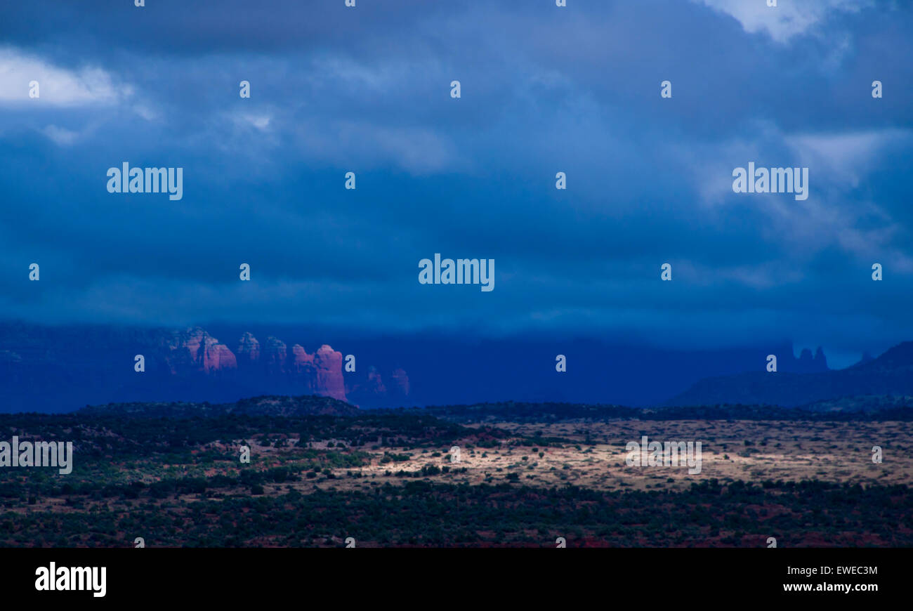 Desert floor spotlight hi-res stock photography and images - Alamy