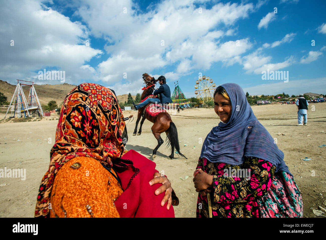 Pashtun women hi-res stock photography and images - Alamy