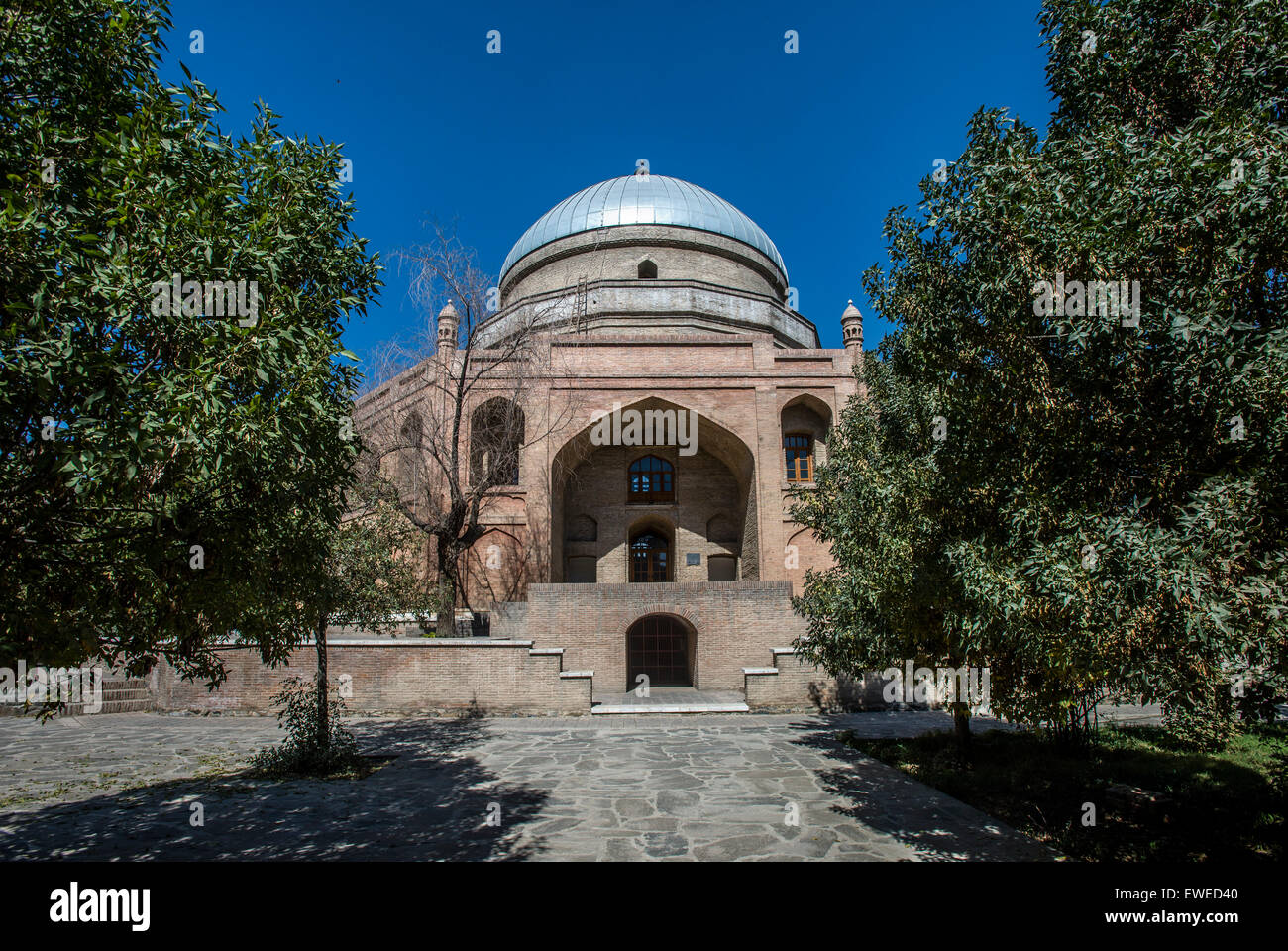 Timur Shah Mausoleum, Kabul, Afghanistan Stock Photo - Alamy