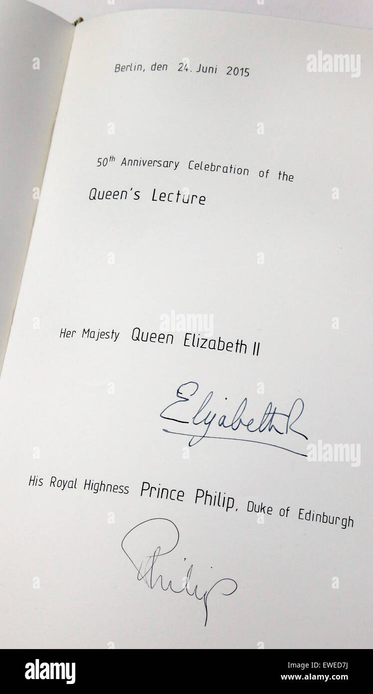 The entries into the University's golden book of Britain's Queen ...