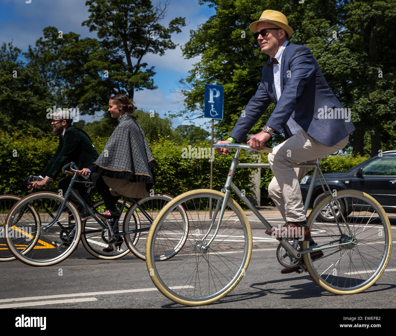 Old time cycle hi-res stock photography and images - Alamy