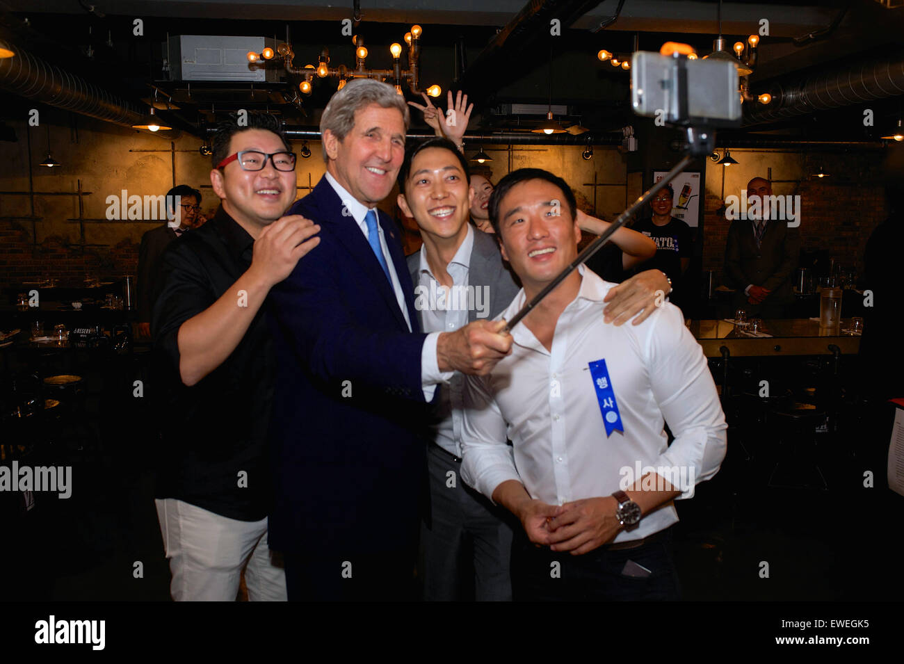 Jonathan kim hi-res stock photography and images - Alamy