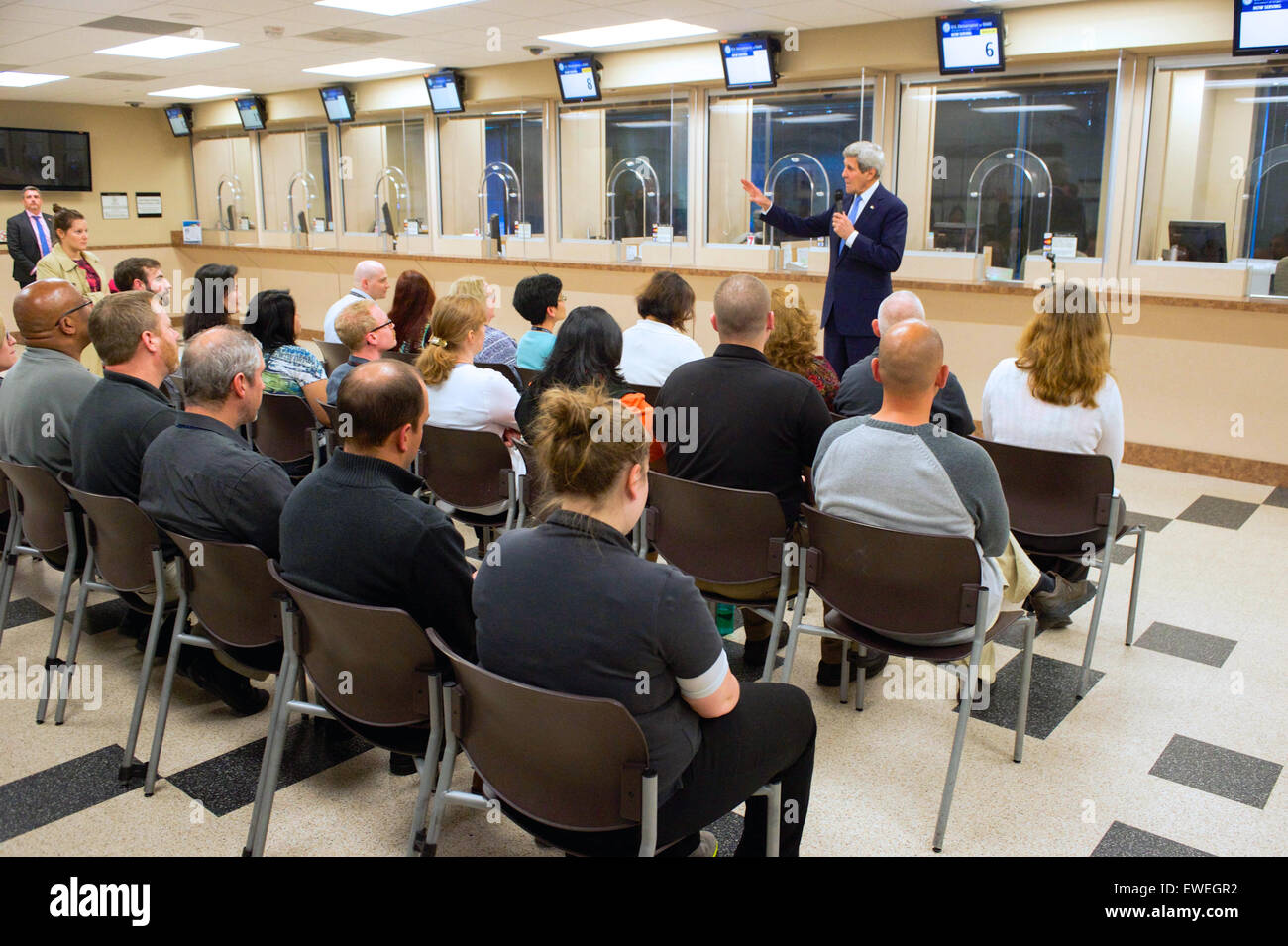 Boeing seattle factory workers hi-res stock photography and images - Alamy