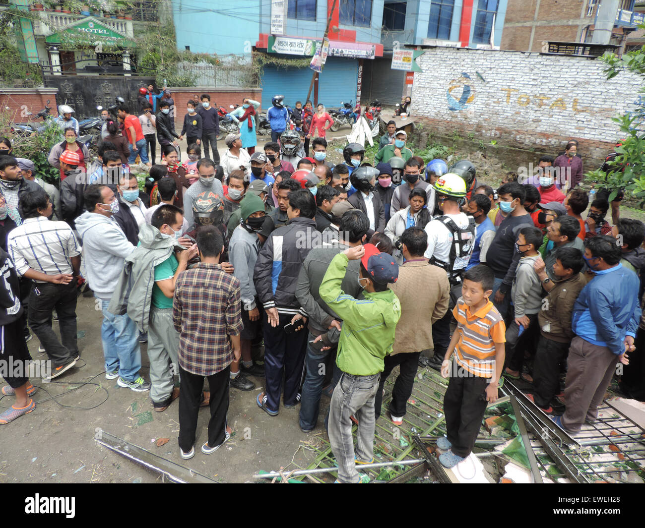 USAID Disaster Assistance Response Team (DART) member speaks to ...