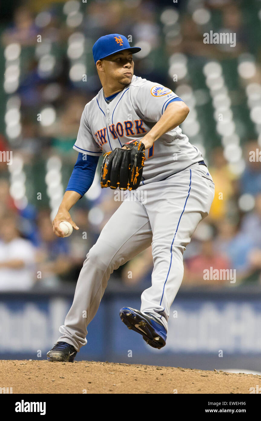 Milwaukee, WI, USA. 23rd June, 2015. New York Mets relief pitcher ...