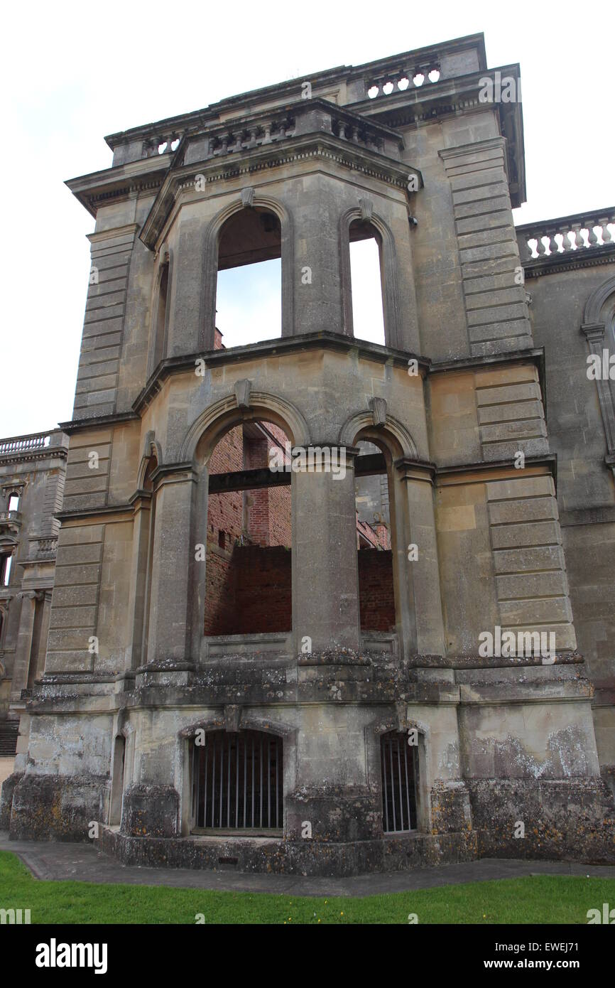 Beautiful stone built Stately Mansion destroyed by fire Stock Photo - Alamy