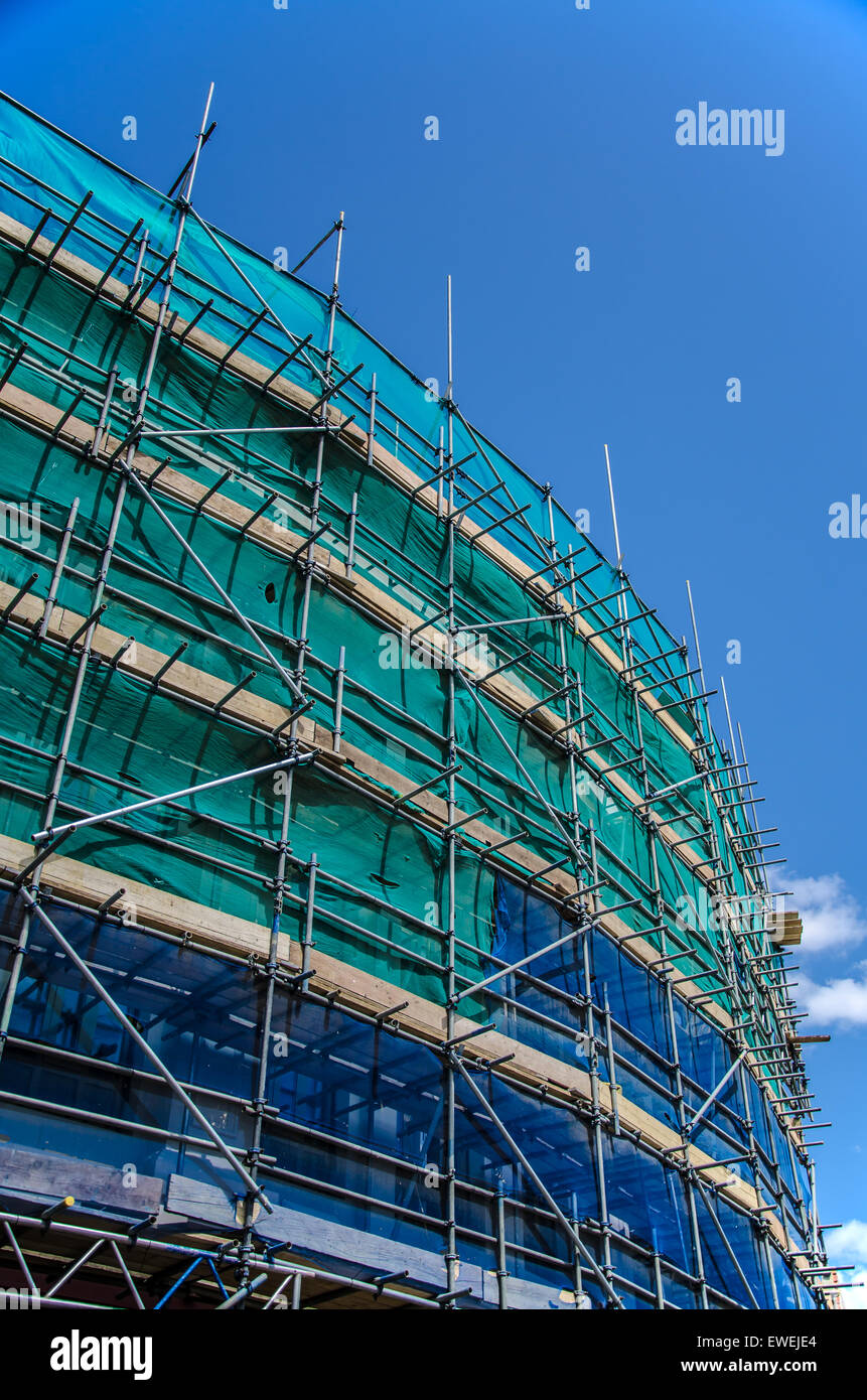 Scaffolding sheeting hi-res stock photography and images - Alamy