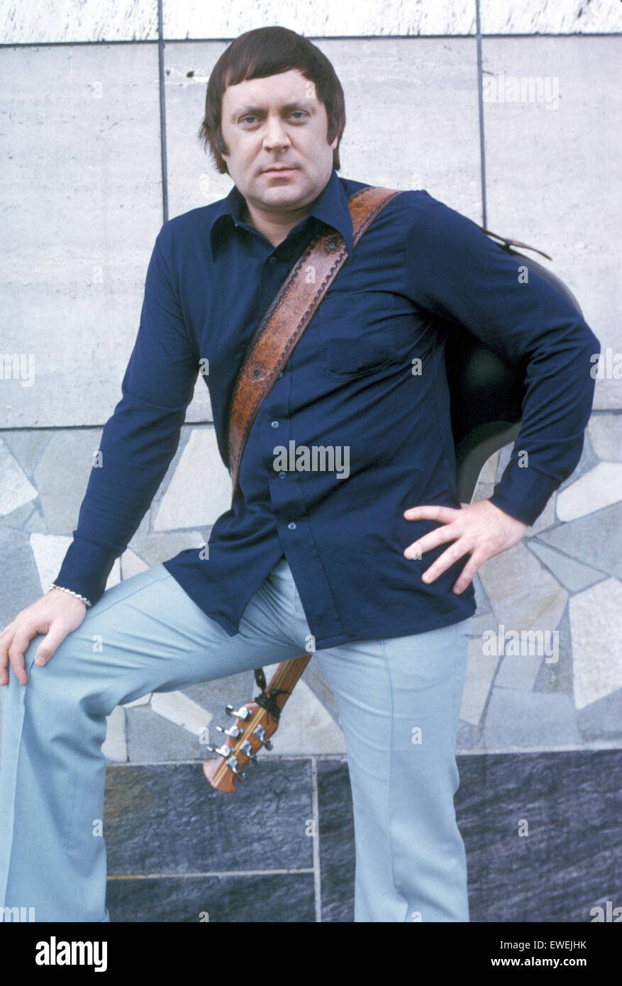 Canadian pop musician hi-res stock photography and images - Alamy