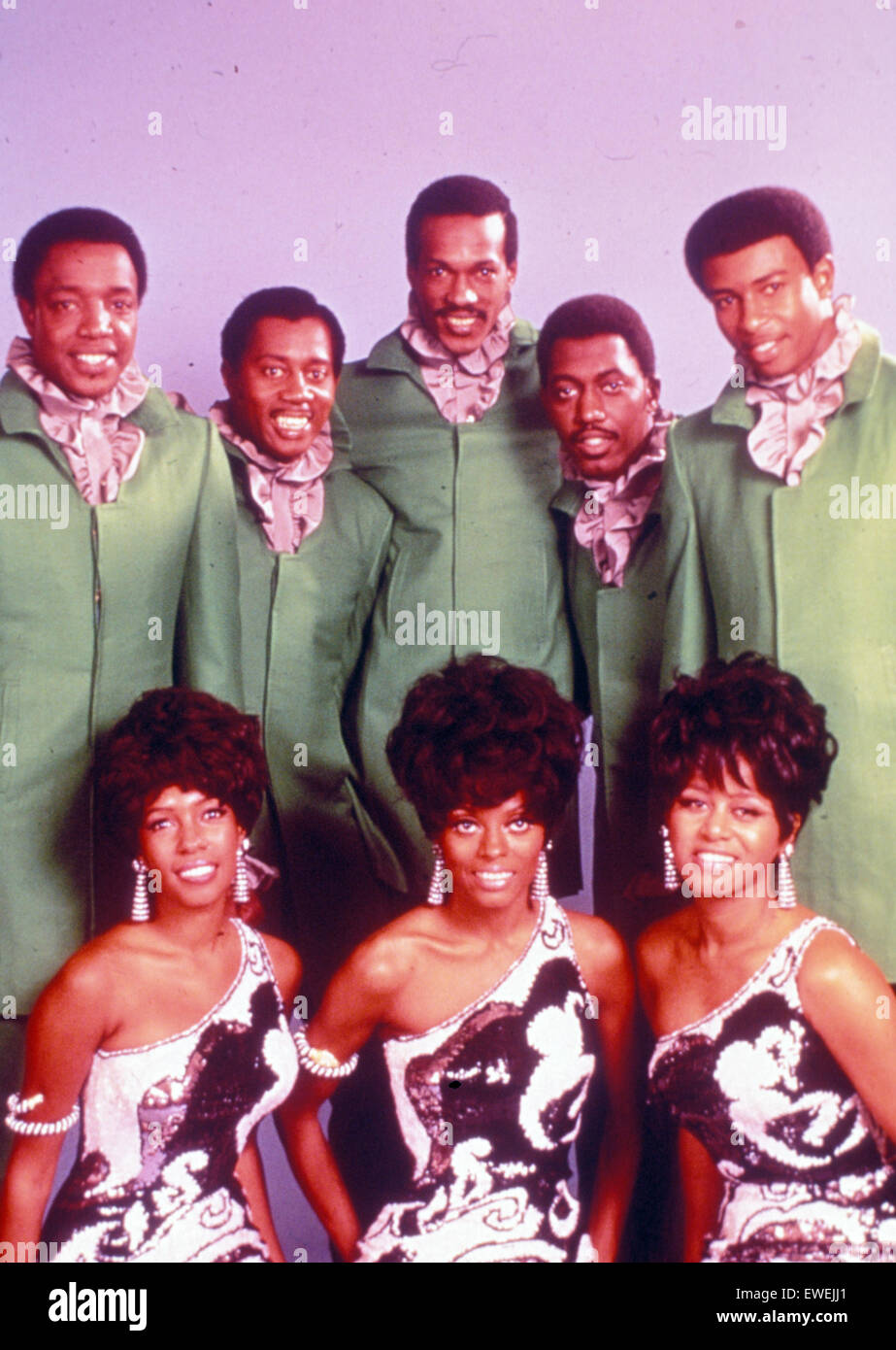 THE TEMPTATIONS at top with The Supremes about 1967 in a Tamla Motown ...