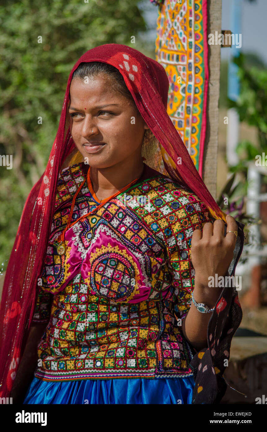 Gujarati kutchi young village girl Stock Photo - Alamy
