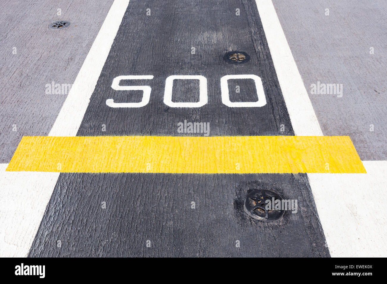 Five hundred metre sign on the road Stock Photo - Alamy