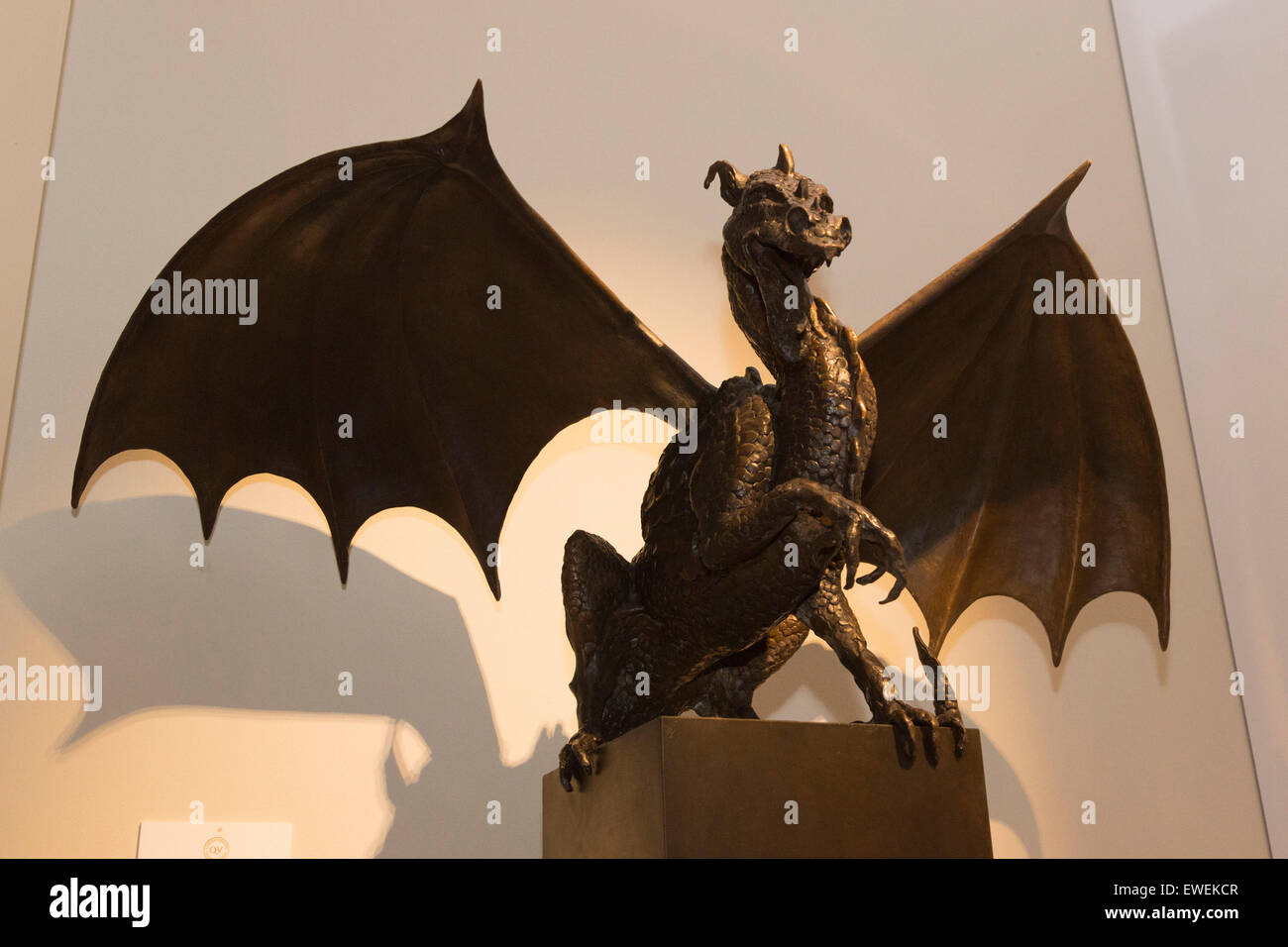 Dragon sculpture by sculptor Mark Coreth. Press preview of the ...